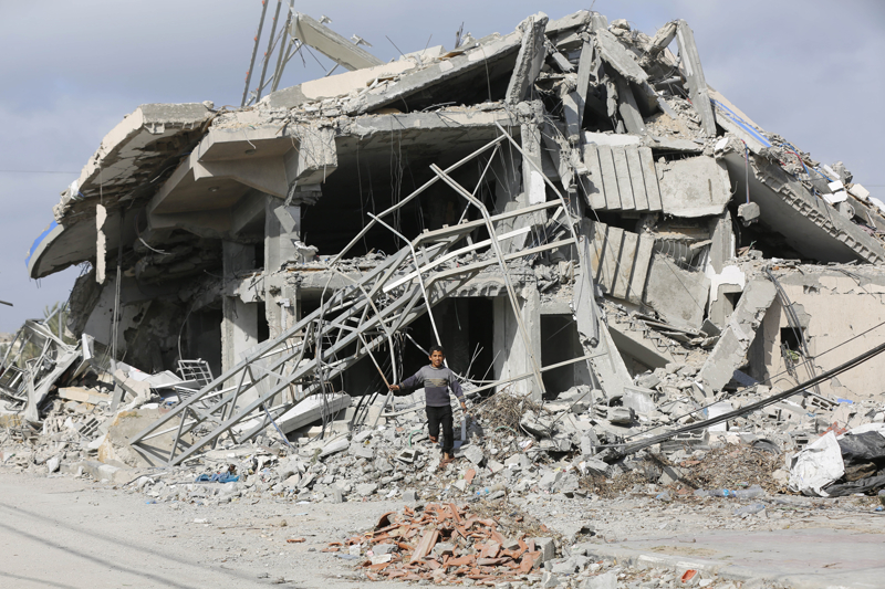 BM: Gazze kan kaybından ölecek